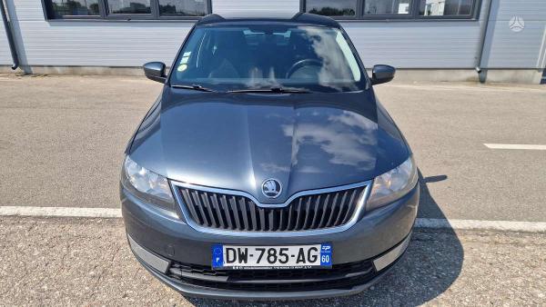 Grey Skoda Rapid 2015 in Panevezys, with an engine capacity of 1.60 L and mileage of 180 thousand km for 3700 €, photo 2 on AUTOMOTO.COM.LV