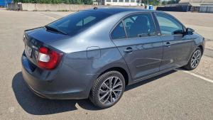 Grey Skoda Rapid 2015 in Panevezys, with an engine capacity of 1.60 L and mileage of 180 thousand km for 3700 €, photo 5 on AUTOMOTO.COM.LV