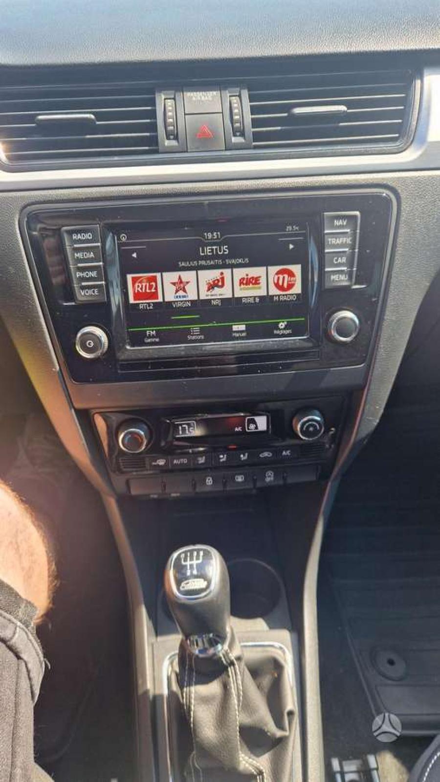 Grey Skoda Rapid 2015 in Panevezys, with an engine capacity of 1.60 L and mileage of 180 thousand km for 3700 €, photo 12 on AUTOMOTO.COM.LV