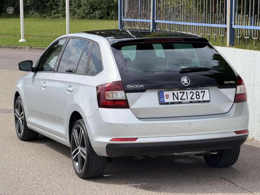 Pelēks Skoda Rapid 2015 Viļņa, ar dzinēja tilpumu 1.20 L un nobraukumu 192 tūkst. km par 7000 €, foto 3 vietnē AUTOMOTO.COM.LV