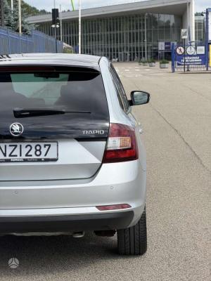 Pelēks Skoda Rapid 2015 Viļņa, ar dzinēja tilpumu 1.20 L un nobraukumu 192 tūkst. km par 7000 €, foto 5 vietnē AUTOMOTO.COM.LV