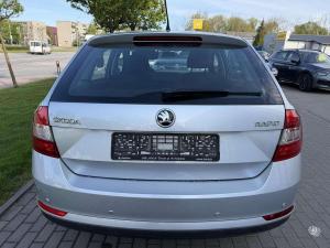 Pelēks Skoda Rapid 2015 Klaipėda, ar dzinēja tilpumu 1.60 L un nobraukumu 172 tūkst. km par 4999 €, foto 15 vietnē AUTOMOTO.COM.LV