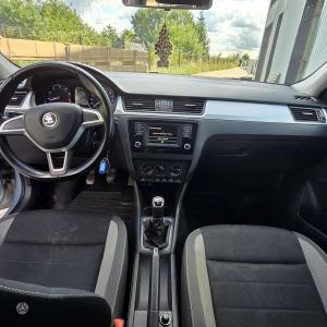 Pelēks Skoda Rapid 2016 Viļņa, ar dzinēja tilpumu 1.20 L un nobraukumu 270 tūkst. km par 2900 €, foto 5 vietnē AUTOMOTO.COM.LV