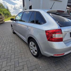 Pelēks Skoda Rapid 2016 Viļņa, ar dzinēja tilpumu 1.20 L un nobraukumu 270 tūkst. km par 2900 €, foto 6 vietnē AUTOMOTO.COM.LV