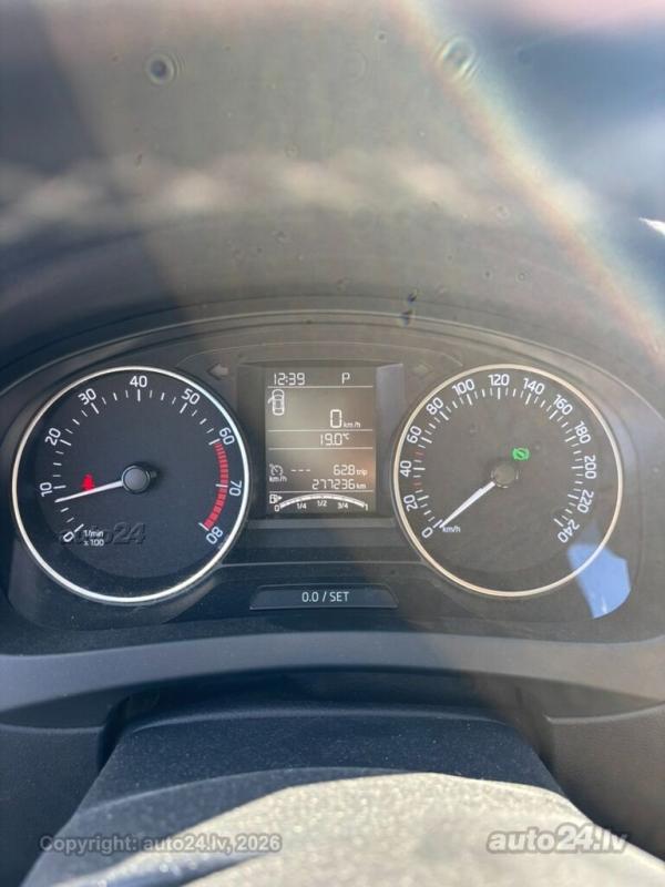 Pelēks Skoda Rapid 2016 Tallina, ar dzinēja tilpumu 1.40 L un nobraukumu 277 tūkst. km par 6000 €, foto 7 vietnē AUTOMOTO.COM.LV
