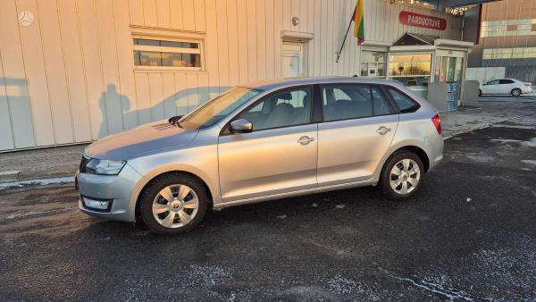 Grey Skoda Rapid 2017 in Vilnius, with an engine capacity of 1.60 L and mileage of 88 thousand km for 7300 €, photo 3 on AUTOMOTO.COM.LV