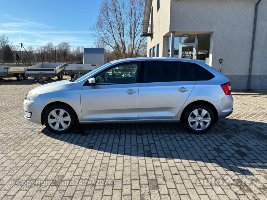 Grey Skoda Rapid 2017 in Parnu, with an engine capacity of 1.40 L and mileage of 240 thousand km for 3950 €, photo 5 on AUTOMOTO.COM.LV