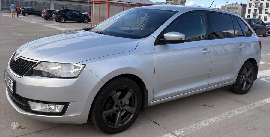 Pelēks Skoda Rapid 2017 Viļņa, ar dzinēja tilpumu 1.20 L un nobraukumu 151 tūkst. km par 6200 €, foto 4 vietnē AUTOMOTO.COM.LV