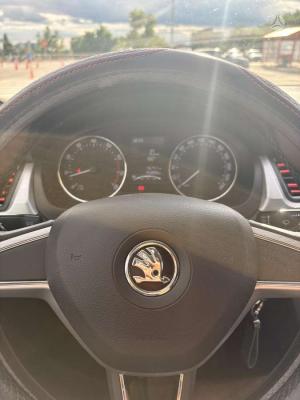 Pelēks Skoda Rapid 2017 Viļņa, ar dzinēja tilpumu 1.20 L un nobraukumu 151 tūkst. km par 6200 €, foto 42 vietnē AUTOMOTO.COM.LV