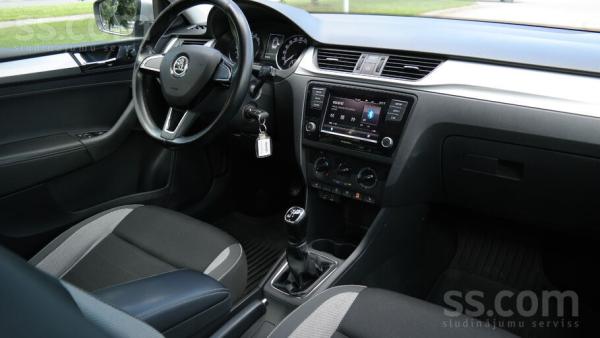 Pelēks Skoda Rapid 2017 Rīga, ar dzinēja tilpumu 1.60 L un nobraukumu 322 tūkst. km par 4840 €, foto 7 vietnē AUTOMOTO.COM.LV
