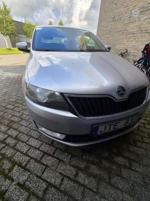 Pelēks Skoda Rapid 2017 Klaipėda, ar dzinēja tilpumu 1.20 L un nobraukumu 255 tūkst. km par 5200 €, foto 3 vietnē AUTOMOTO.COM.LV