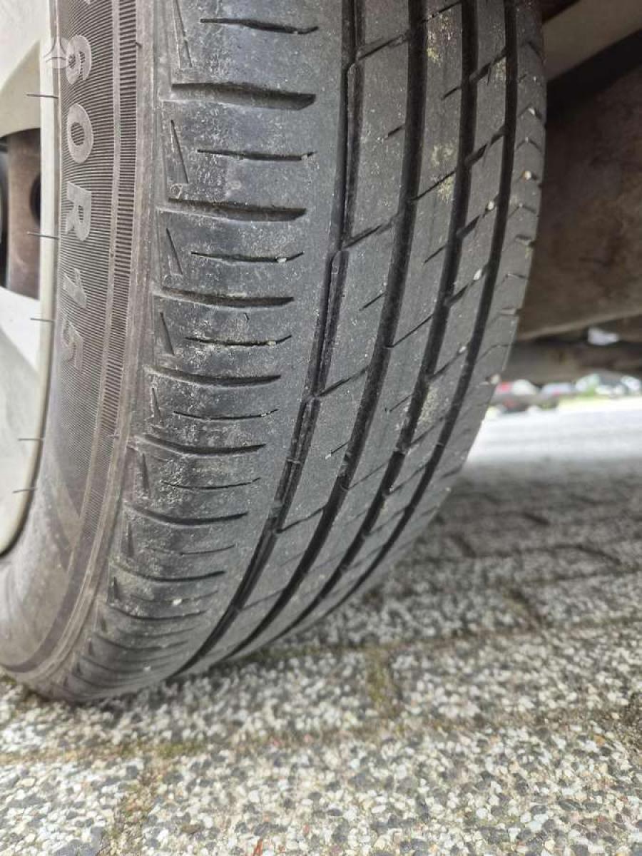 Pelēks Skoda Rapid 2017 Klaipėda, ar dzinēja tilpumu 1.20 L un nobraukumu 255 tūkst. km par 5200 €, foto 7 vietnē AUTOMOTO.COM.LV