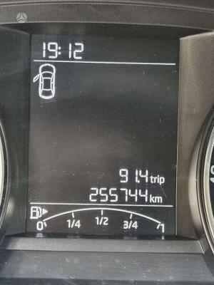Pelēks Skoda Rapid 2017 Klaipėda, ar dzinēja tilpumu 1.20 L un nobraukumu 255 tūkst. km par 5200 €, foto 15 vietnē AUTOMOTO.COM.LV