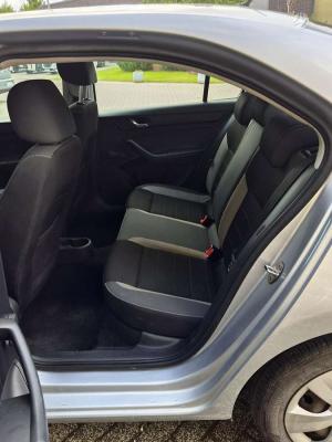 Pelēks Skoda Rapid 2017 Klaipėda, ar dzinēja tilpumu 1.20 L un nobraukumu 255 tūkst. km par 5200 €, foto 18 vietnē AUTOMOTO.COM.LV