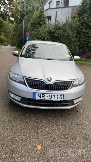 Grey Skoda Rapid 2017 in Riga, with an engine capacity of 1.40 L and mileage of 221 thousand km for 4000 €, photo 3 on AUTOMOTO.COM.LV