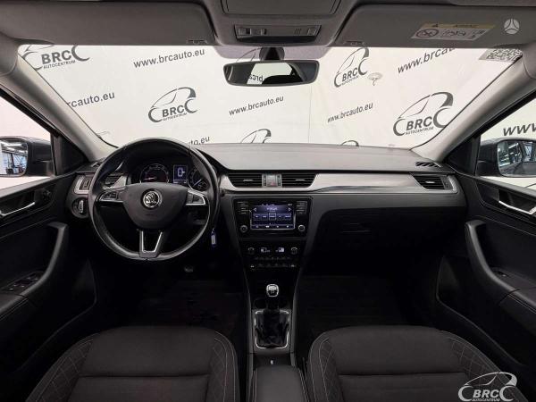 Grey Skoda Rapid 2018 in Vilnius, with an engine capacity of 1.00 L and mileage of 146 thousand km for 6500 €, photo 4 on AUTOMOTO.COM.LV