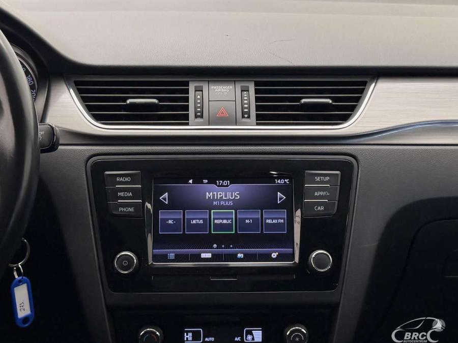Grey Skoda Rapid 2018 in Vilnius, with an engine capacity of 1.00 L and mileage of 146 thousand km for 6500 €, photo 17 on AUTOMOTO.COM.LV
