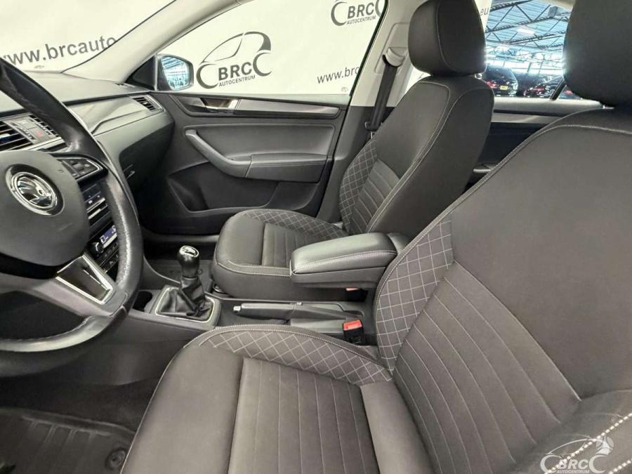 Grey Skoda Rapid 2018 in Vilnius, with an engine capacity of 1.00 L and mileage of 146 thousand km for 6500 €, photo 23 on AUTOMOTO.COM.LV