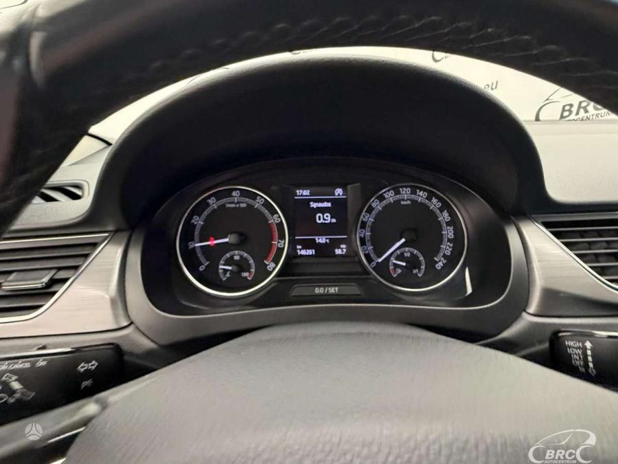 Grey Skoda Rapid 2018 in Vilnius, with an engine capacity of 1.00 L and mileage of 146 thousand km for 6500 €, photo 29 on AUTOMOTO.COM.LV