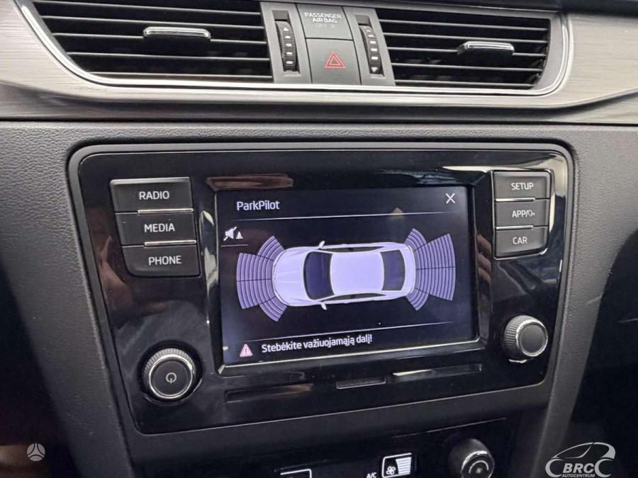 Grey Skoda Rapid 2018 in Vilnius, with an engine capacity of 1.00 L and mileage of 146 thousand km for 6500 €, photo 31 on AUTOMOTO.COM.LV