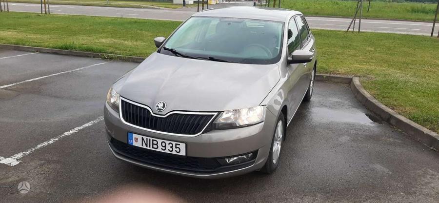 Grey Skoda Rapid 2018 in Panevezys, with an engine capacity of 1.00 L and mileage of 118 thousand km for 5900 €, photo 3 on AUTOMOTO.COM.LV