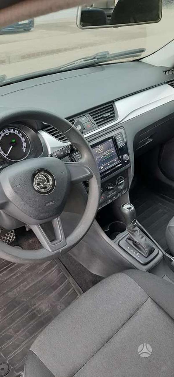 Grey Skoda Rapid 2018 in Panevezys, with an engine capacity of 1.00 L and mileage of 118 thousand km for 5900 €, photo 7 on AUTOMOTO.COM.LV