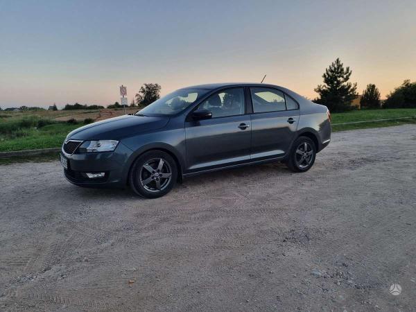 Grey Skoda Rapid 2019 in Kaunas, with an engine capacity of 1.00 L and mileage of 121 thousand km for 6500 €, photo 2 on AUTOMOTO.COM.LV