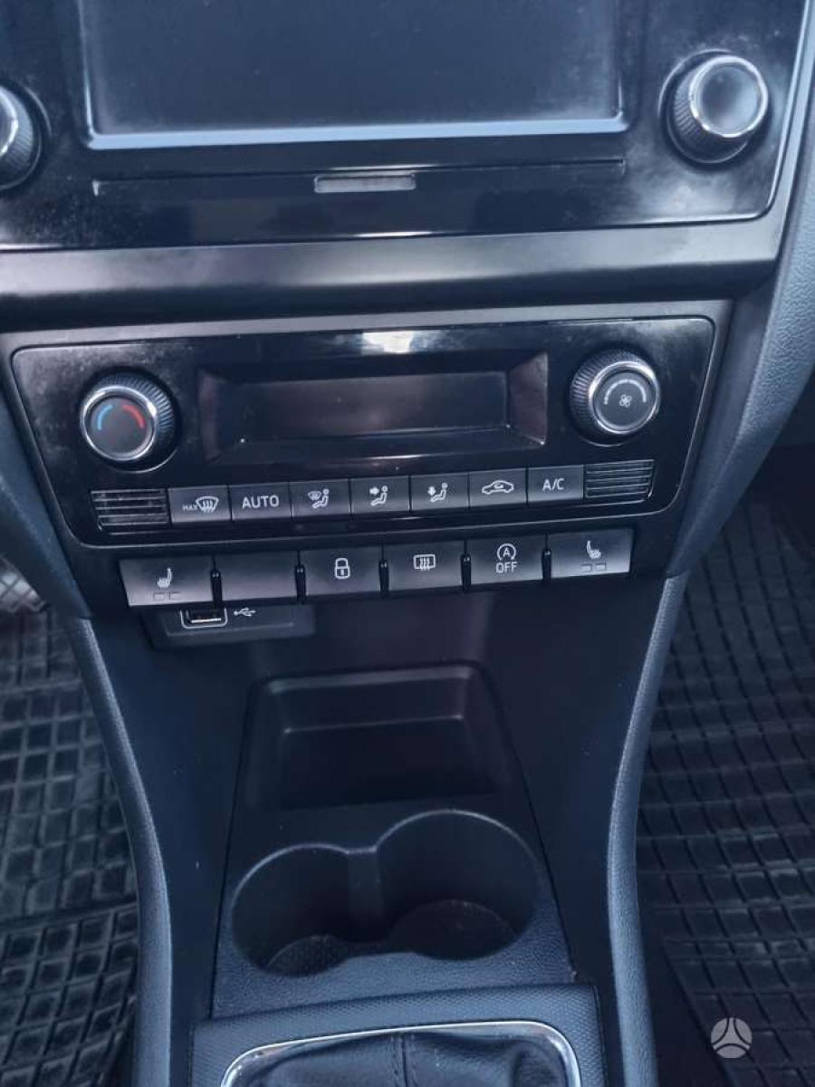Grey Skoda Rapid 2019 in Kaunas, with an engine capacity of 1.00 L and mileage of 121 thousand km for 6500 €, photo 15 on AUTOMOTO.COM.LV