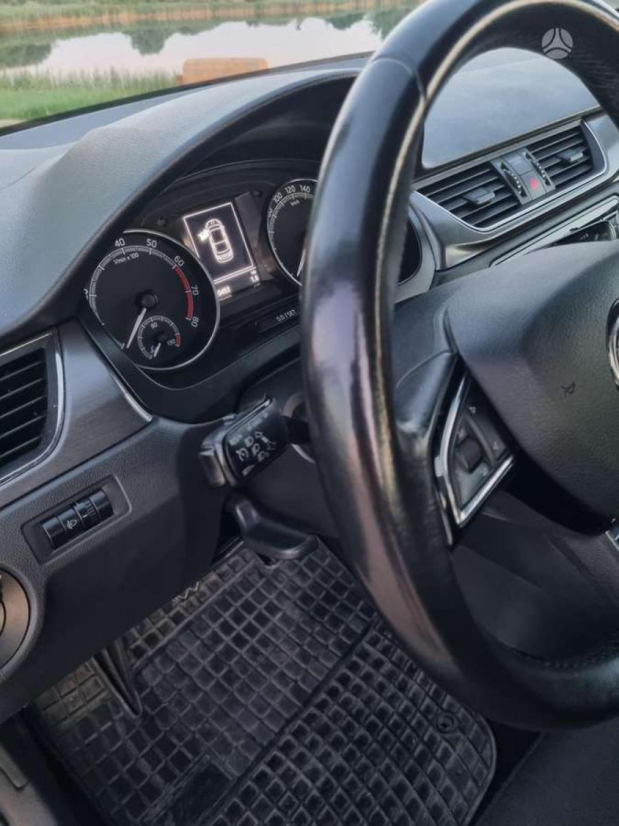 Grey Skoda Rapid 2019 in Kaunas, with an engine capacity of 1.00 L and mileage of 121 thousand km for 6500 €, photo 16 on AUTOMOTO.COM.LV