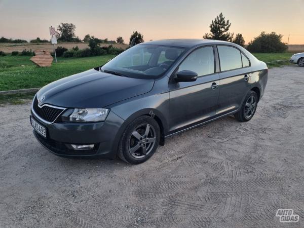 Grey Skoda Rapid 2019 in Kaunas, with an engine capacity of 1.00 L and mileage of 121 thousand km for 6300 €, photo 1 on AUTOMOTO.COM.LV