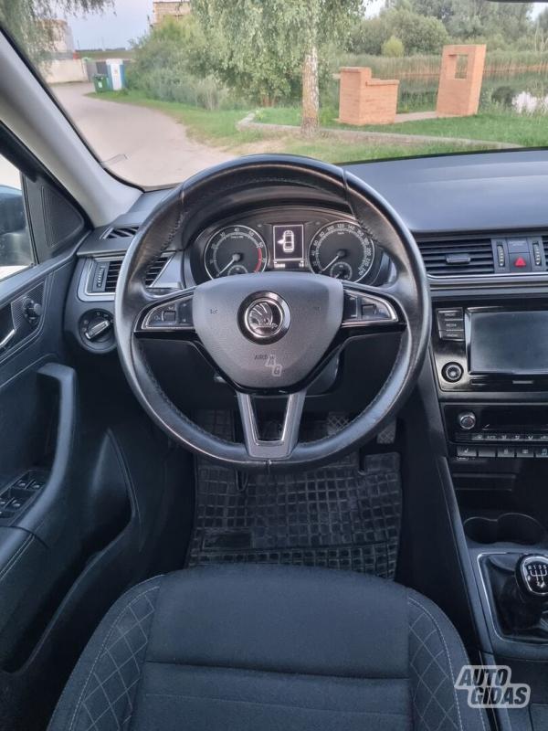 Grey Skoda Rapid 2019 in Kaunas, with an engine capacity of 1.00 L and mileage of 121 thousand km for 6300 €, photo 11 on AUTOMOTO.COM.LV