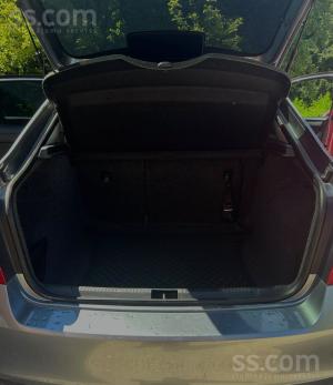 Pelēks Skoda Rapid 2013 Cēsis, ar dzinēja tilpumu 1.60 L un nobraukumu 278 tūkst. km par 4000 €, foto 10 vietnē AUTOMOTO.COM.LV