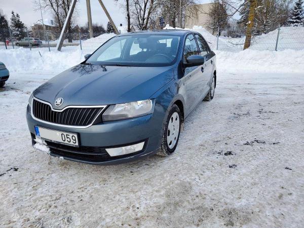 Grey Skoda Rapid 2014 in Vilnius, with an engine capacity of 1.60 L and mileage of 295 thousand km for 3300 €, photo 1 on AUTOMOTO.COM.LV