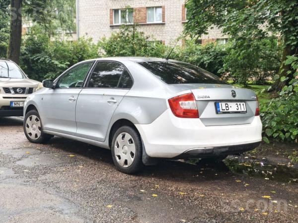 Серый Шкода Рапид 2014 в Рига, объемом двигателя 1.60 л и пробегом 260 тыс. км за 2200 €, фото 3 на AUTOMOTO.COM.LV
