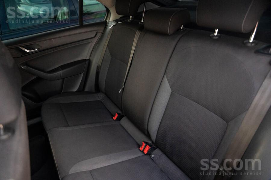 Pelēks Skoda Rapid 2015 Rīga, ar dzinēja tilpumu 1.40 L un nobraukumu 183 tūkst. km par 6650 €, foto 21 vietnē AUTOMOTO.COM.LV