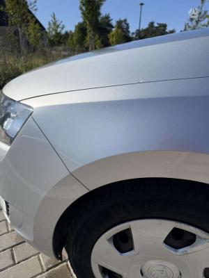 Pelēks Skoda Rapid 2015 Viļņa, ar dzinēja tilpumu 1.20 L un nobraukumu 191 tūkst. km par 4400 €, foto 13 vietnē AUTOMOTO.COM.LV