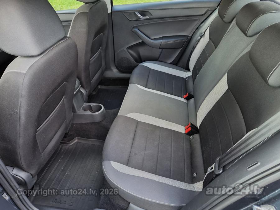 Pelēks Skoda Rapid 2017 Tallina, ar dzinēja tilpumu 1.20 L un nobraukumu 113 tūkst. km par 4950 €, foto 10 vietnē AUTOMOTO.COM.LV
