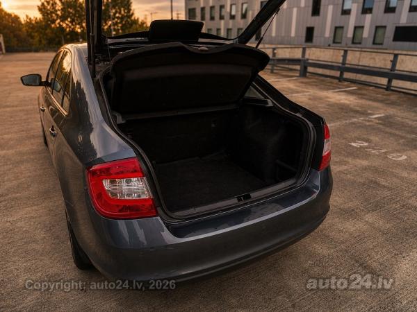 Grey Skoda Rapid 2017 in Tartu, with an engine capacity of 1.20 L and mileage of 51 thousand km for 8999 €, photo 7 on AUTOMOTO.COM.LV