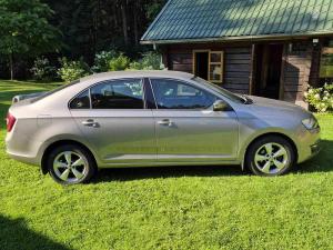 Pelēks Skoda Rapid 2018 Viļņa, ar dzinēja tilpumu 1.00 L un nobraukumu 160 tūkst. km par 7000 €, foto 3 vietnē AUTOMOTO.COM.LV