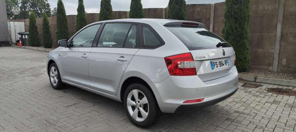 Pelēks Skoda Rapid 2014 Tauragė, ar dzinēja tilpumu 1.60 L un nobraukumu 277 tūkst. km par 3900 €, foto 3 vietnē AUTOMOTO.COM.LV