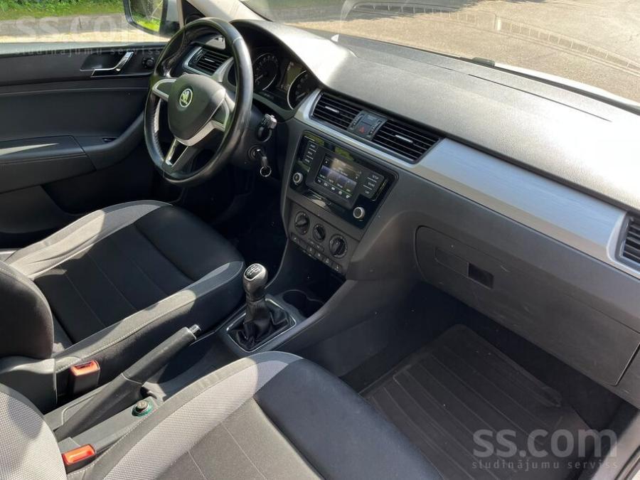 Pelēks Skoda Rapid 2016 Rīga, ar dzinēja tilpumu 1.40 L un nobraukumu 308 tūkst. km par 3500 €, foto 9 vietnē AUTOMOTO.COM.LV