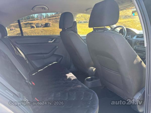 Skoda Rapid 2013 in Narva, with an engine capacity of 1.40 L and mileage of 273 thousand km for 3900 €, photo 7 on AUTOMOTO.COM.LV