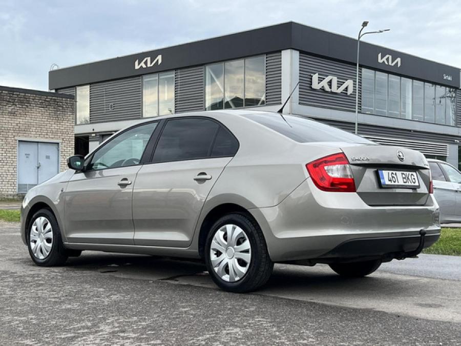 Skoda Rapid 2013 in Narva, with an engine capacity of 1.20 L and mileage of 219 thousand km for 2999 €, photo 7 on AUTOMOTO.COM.LV