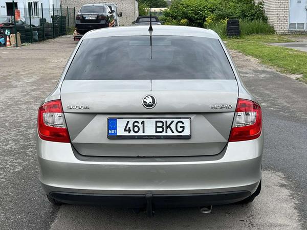 Skoda Rapid 2013 in Narva, with an engine capacity of 1.20 L and mileage of 219 thousand km for 2999 €, photo 8 on AUTOMOTO.COM.LV