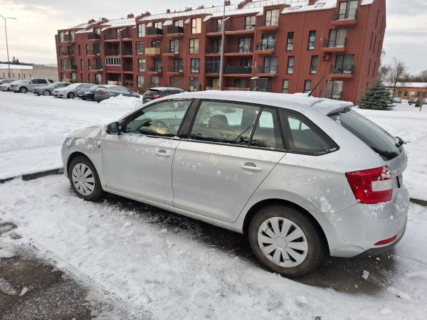 Skoda Rapid 2014 Kauņa, ar dzinēja tilpumu 16.00 L un nobraukumu 355 tūkst. km par 3800 €, foto 3 vietnē AUTOMOTO.COM.LV