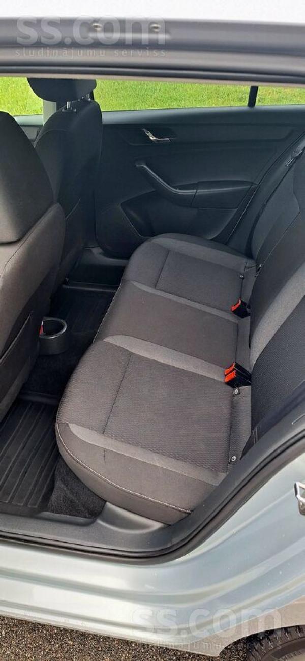 Skoda Rapid 2014 in Riga, with an engine capacity of 1.20 L and mileage of 271 thousand km for 4900 €, photo 8 on AUTOMOTO.COM.LV
