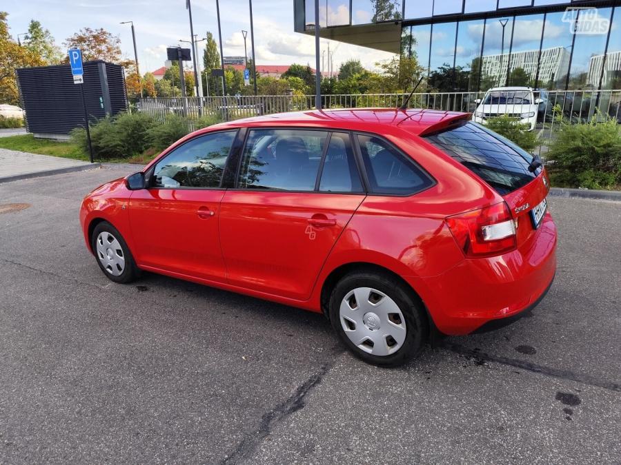 Skoda Rapid 2014 Viļņa, ar dzinēja tilpumu 1.20 L un nobraukumu 215 tūkst. km par 2350 €, foto 6 vietnē AUTOMOTO.COM.LV