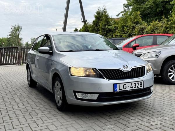 Skoda Rapid 2015 in Riga, with an engine capacity of 1.20 L and mileage of 199 thousand km for 3500 €, photo 2 on AUTOMOTO.COM.LV