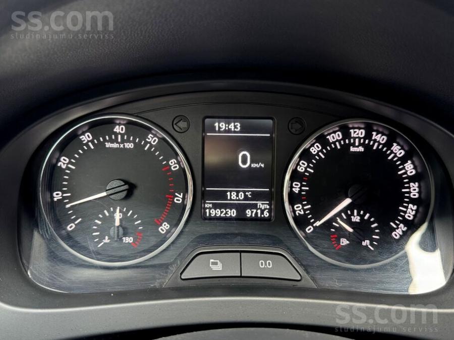 Skoda Rapid 2015 in Riga, with an engine capacity of 1.20 L and mileage of 199 thousand km for 3500 €, photo 22 on AUTOMOTO.COM.LV
