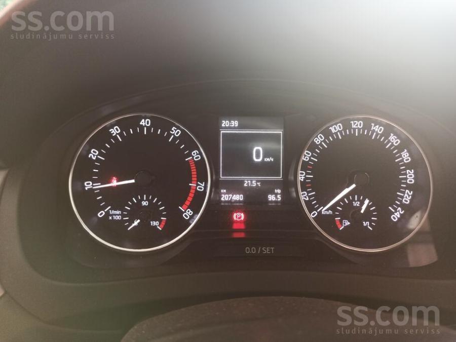 Skoda Rapid 2015 Rīga, ar dzinēja tilpumu 1.20 L un nobraukumu 208 tūkst. km par 3950 €, foto 14 vietnē AUTOMOTO.COM.LV